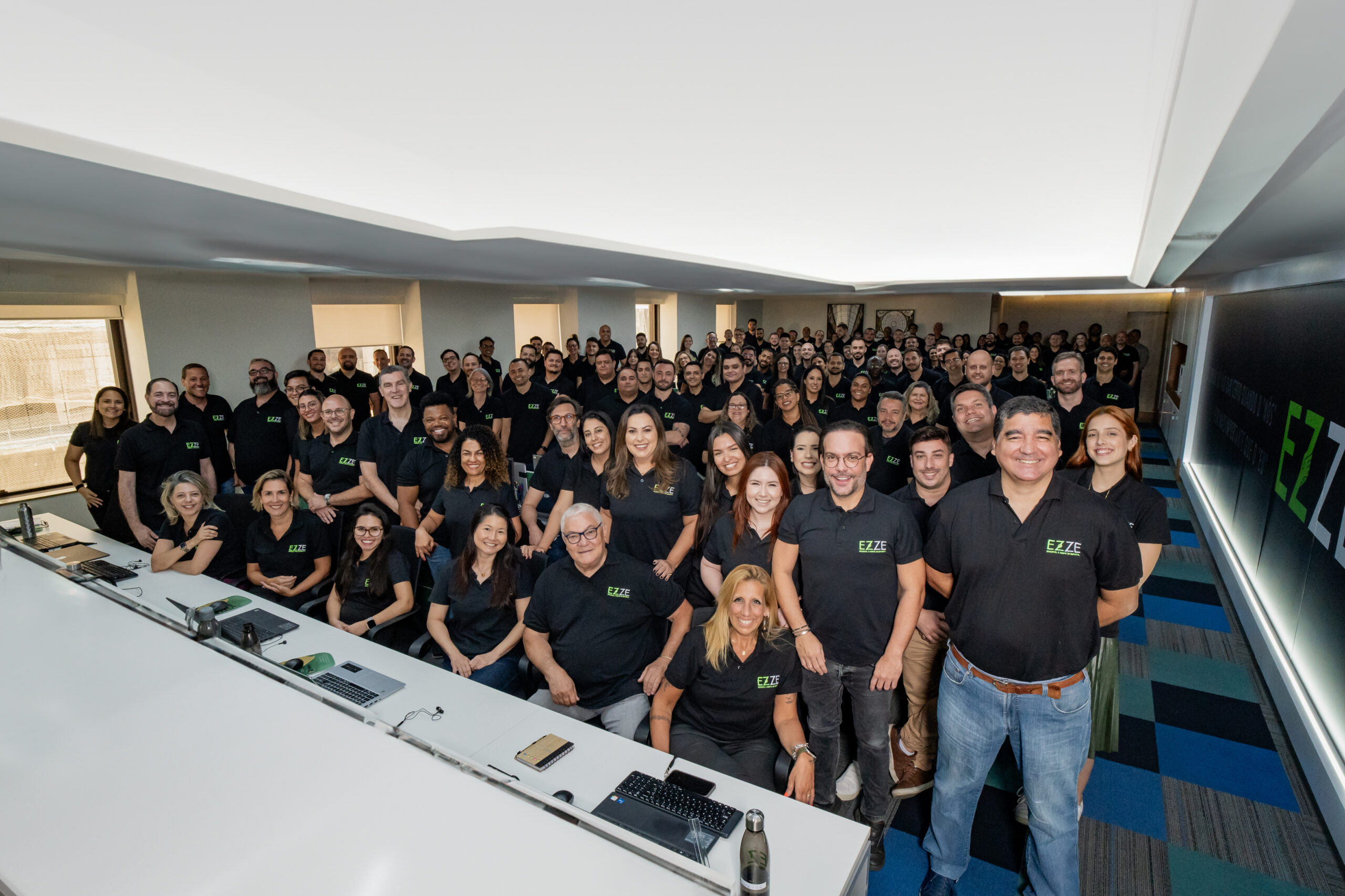 EZZE completa 4 anos de operação rumo a R$ 1 bi